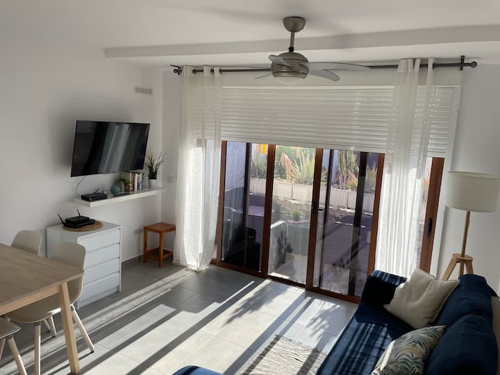 Gorgeous House Close To Beach, Shops & Golf - Playa de las Américas