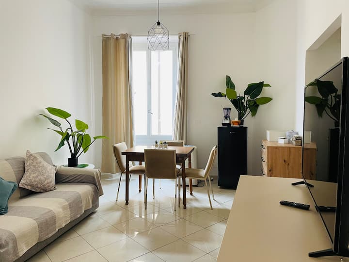 Incantevole Appartamento In Via Matteotti. - Sanremo