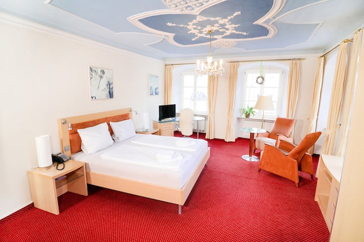 Hotel Rose - Weißenburg in Bayern