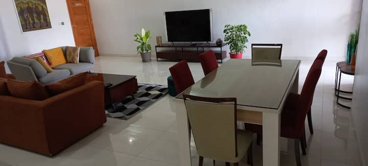 Appart Luxueux Et Moderne - Cotonou
