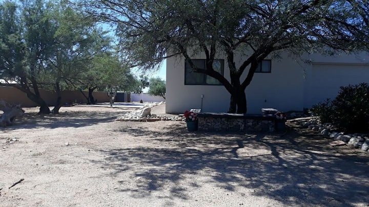 Enjoy relaxation in cozy Casita w/beautiful sunset - Houses for Rent in ...