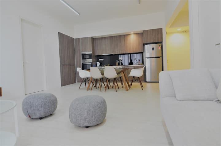 By The Sea@side Seaview N Side Pool View (Level 4) - Batu Ferringhi