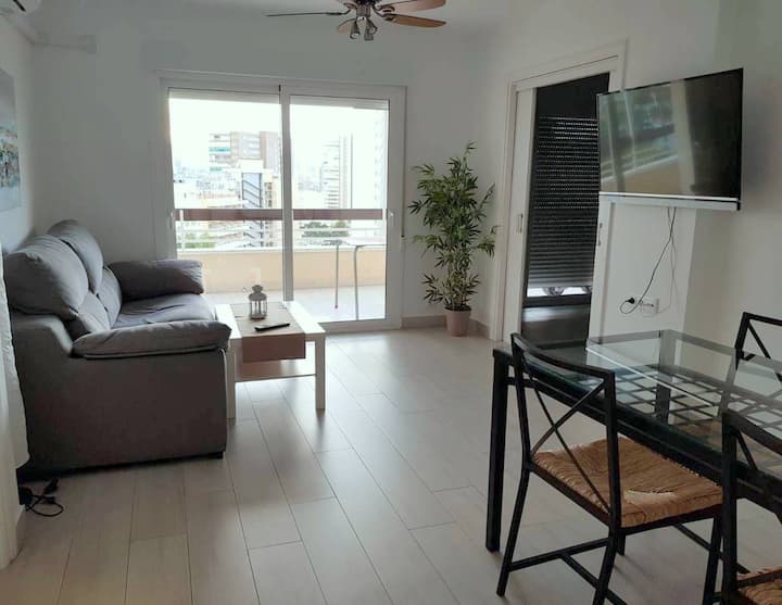 Brand-new 4br Apartment,stunning Balcony & Parking - Benidorm