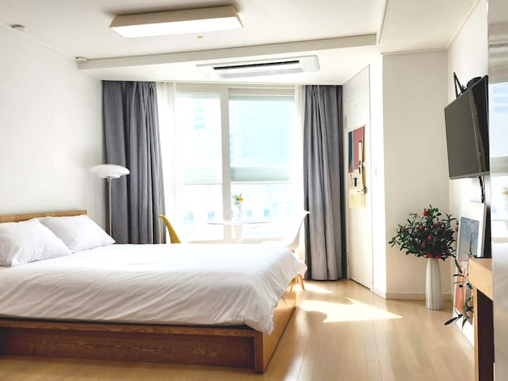 Cosy House1#해변과엘시티도보1분#여행#단기임대#출장 - Busan