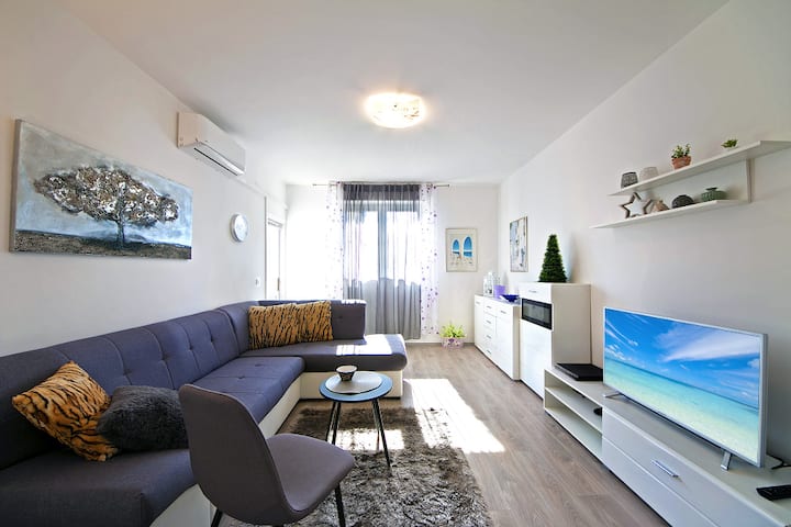 Exclusive Apartment Heni - Split