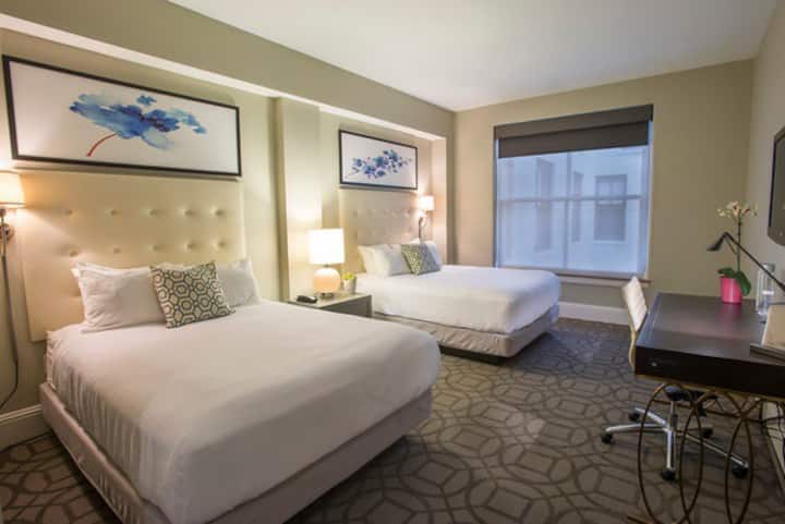 Deluxe 2 Queen Bed Room In Boutique Hotel - Denver, CO