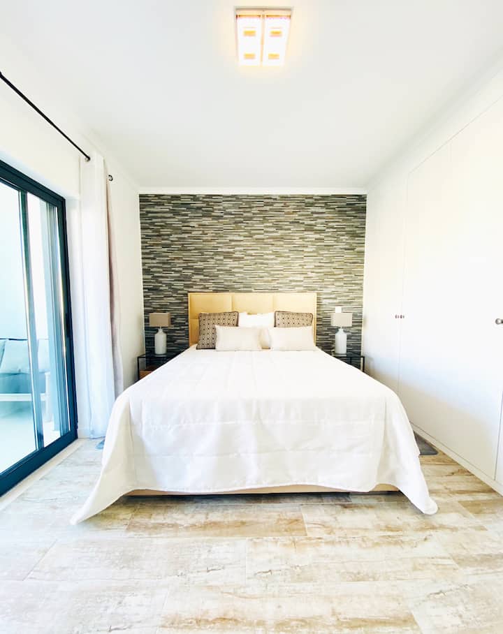 Greystone, An Upscale Apartment For Your Stay - Algarve