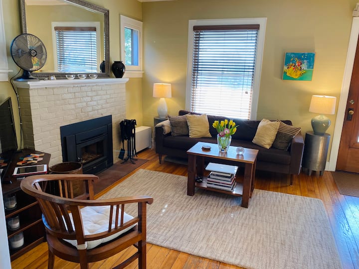 Historic/modern Downtown-3 Blocks To Town & Campus - Burlington, VT