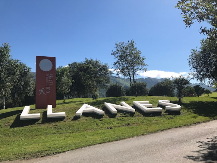 Piso Grande En Llanes Con Plaza De Garaje - Asturias