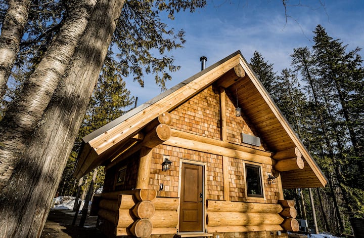 Red Stag Log Cabin - Revelstoke Mountain Resort