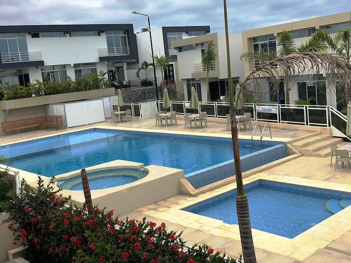 Casa Acogedora Cerca De La Playa - Manta