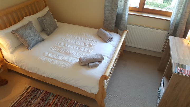 Collooney, Co. Sligo, Private Ensuite Room - Irland
