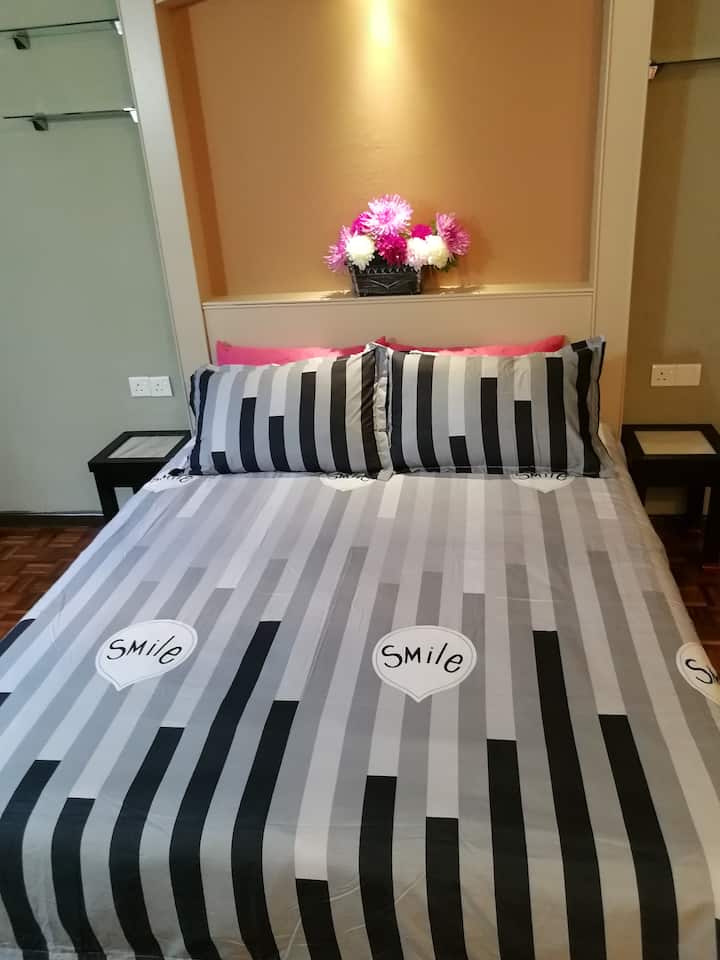 Cosy & Spacious 6~8pax  Homestay Melaka 马六甲民宿 - Ayer Keroh