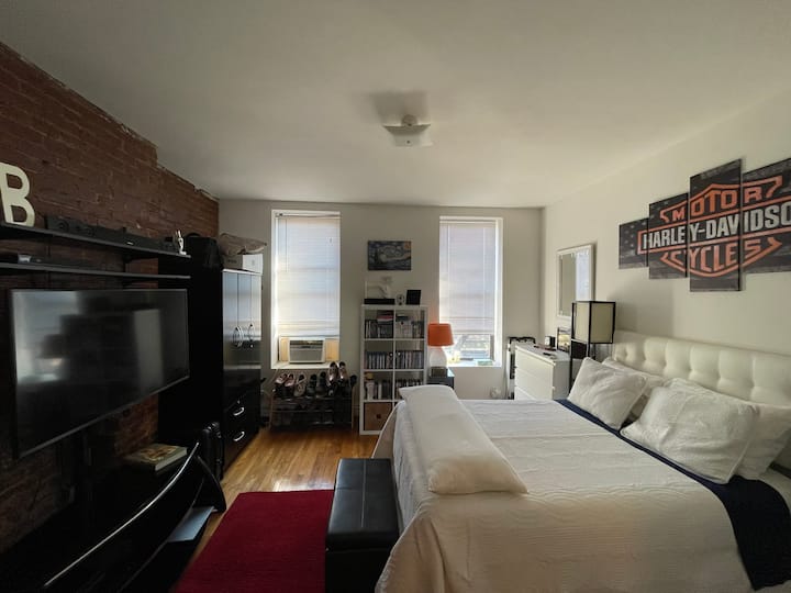 Cozy And Small Apartment. Perfect For Couples. - Queens, NY