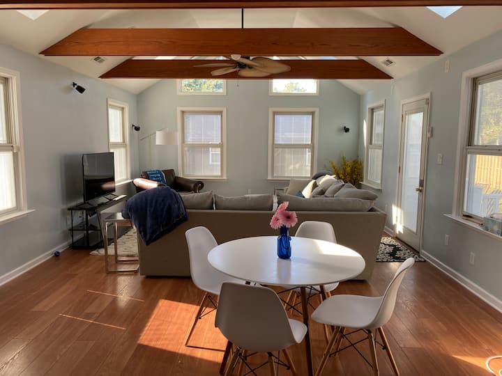 Life Doesn't Get Better Than This! Walk To Beach - Hampton, VA