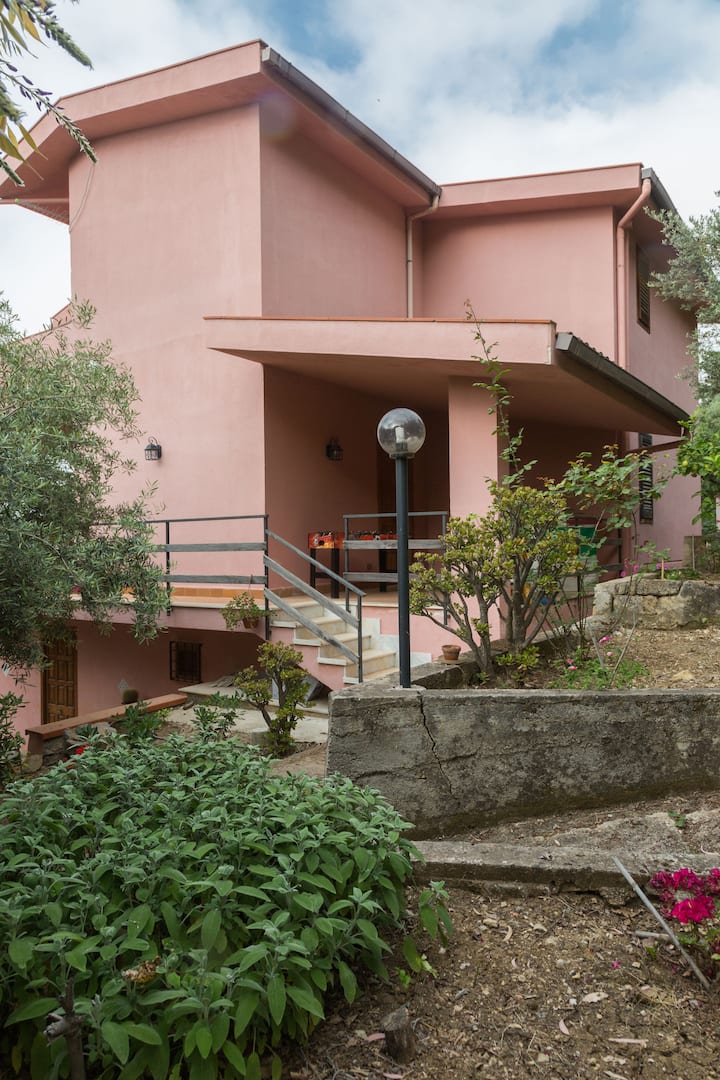 Villa Baronessa,  La Nature Entre Mer Et Montagne - Carini