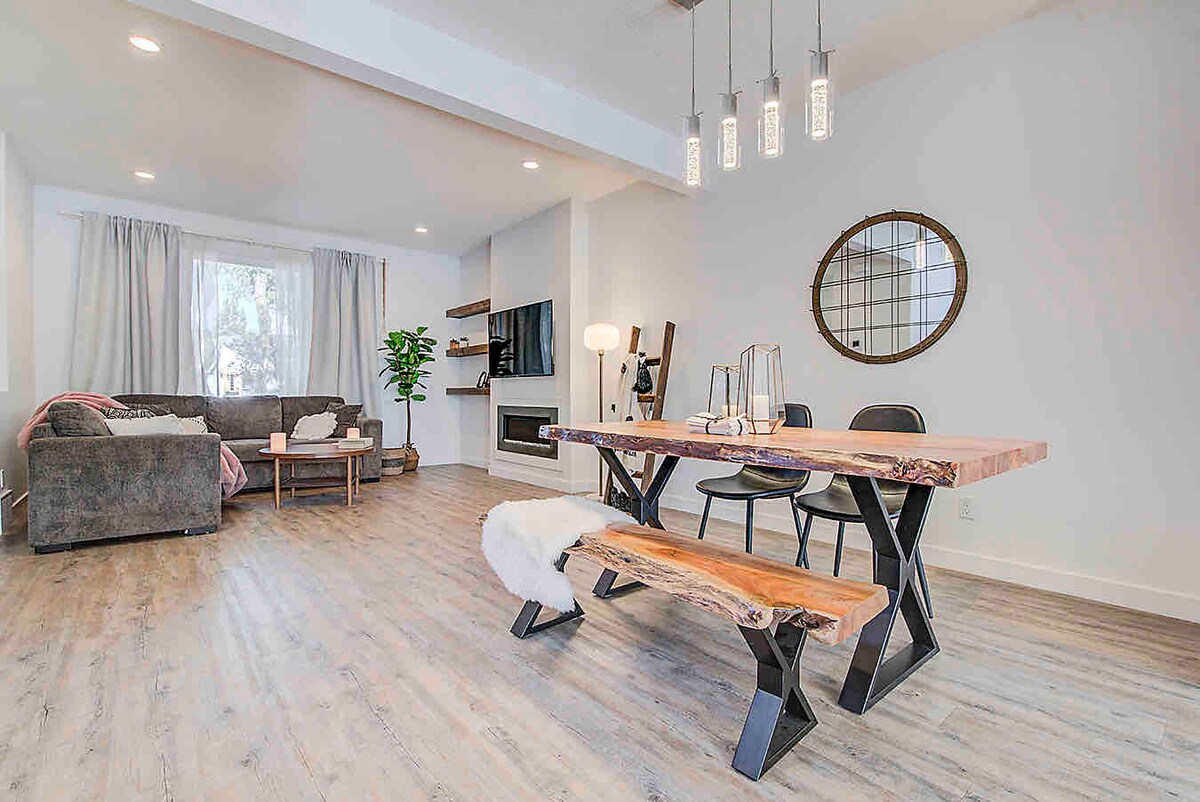 Downtown, Edmonton Vacation Rentals & Homes - Edmonton, Canada | Airbnb