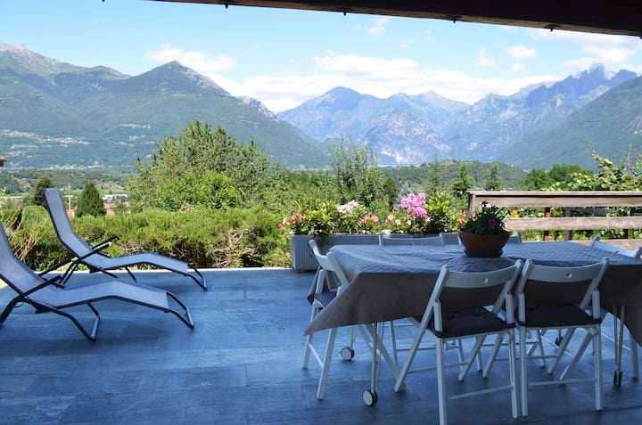 3 Bedroom Villa, 2 Bathroom (140 Mq). - Colico