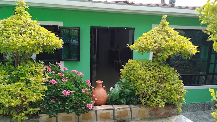 Acogedora Casa En El Centro De Paipa. - Paipa