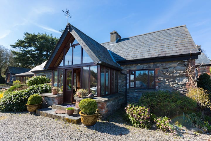 Cosy Stone Cottage-wicklow Hills-free Yoga, Hiking - Wicklow