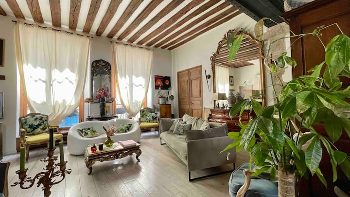 Imperial Suite Haut-marais, Paris - Place Vendôme