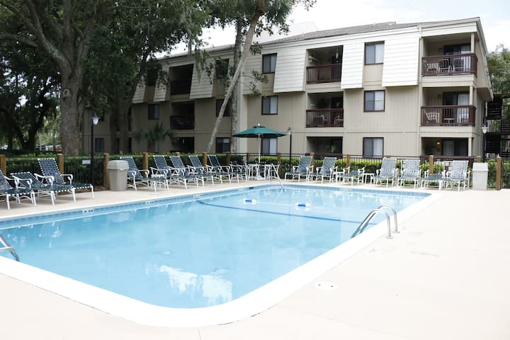 Cozy Two Bedroom Beach Condo - Black Duck Place, SC