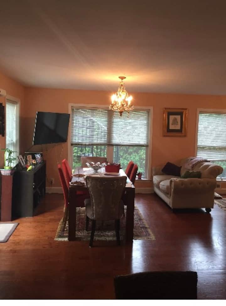 Deniz Villa - White Plains, NY