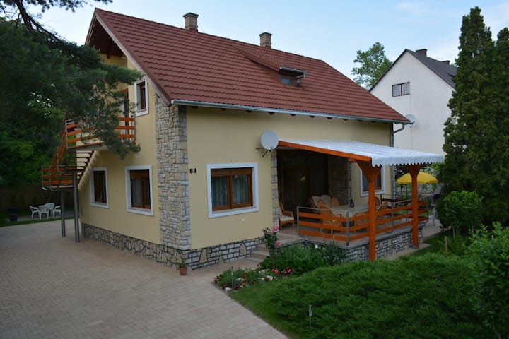 Evelyn Apartman - Balatonföldvár