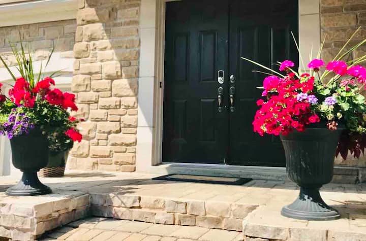 Golfisher Bnb & Homestay: Whole Basement.高尔魚夫.家庭旅館 - マーカム