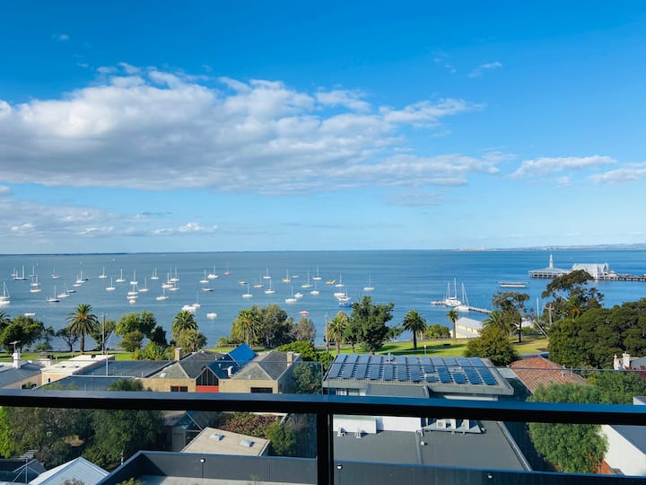 Modern Apartment With Water View In Geelong - Geelong