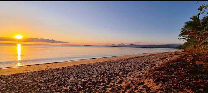 Sandy Feet Retreat - Daintree National Park