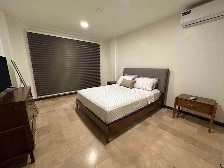 Casa Familiar Cómoda/segura/areas Verdes/piscina - Guayas