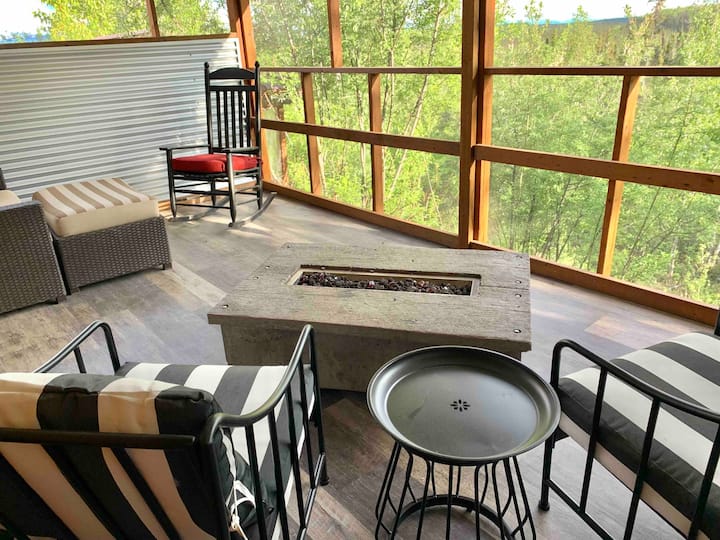 Sweet Dog Mushing Iditarod Dreams: Sleeps 4, Porch - Alaska