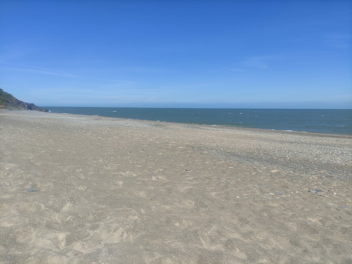 Farm Guest House With Private Beach-dog Friendly. - Gorey