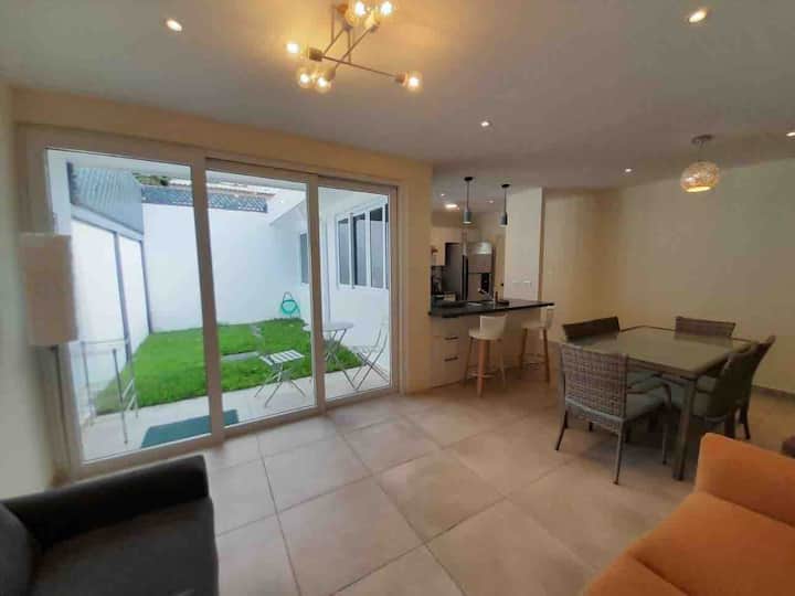 Cozy And Modern House In San Salvador - San Salvador