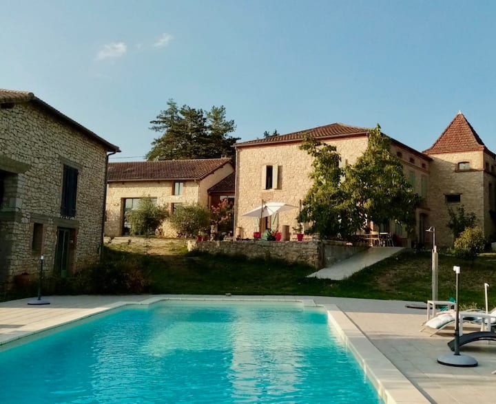 Gite De Charme Pour 6 Personnes - Caussade