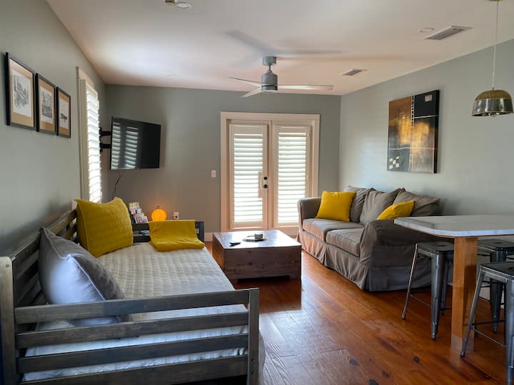 Downtown Cottagecore, 7 Min Walk To Historic Ctr. - St. Augustine, FL