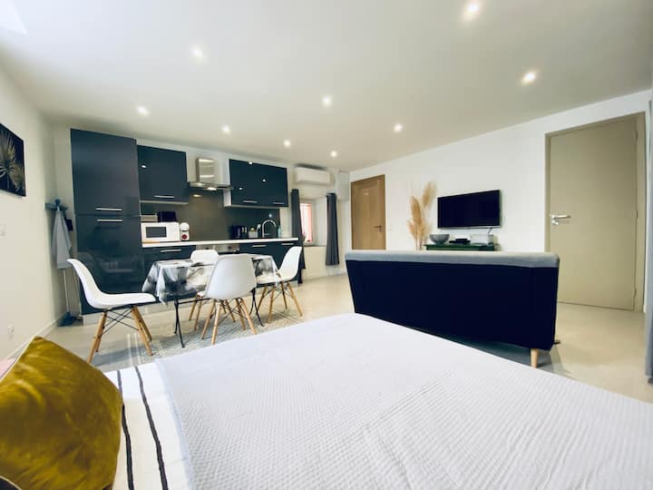 St-tropez Studio 70m From The Port Of St-tropez & 600m From The Beach - Saint-Tropez