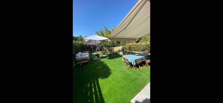 Superbe Appartement Avec Jardin Et Piscine - Le Lavandou