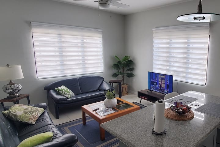 The Owlet 1 | Modern 2br Off Ariapita Ave (1 Of 5) - 포트오브스페인