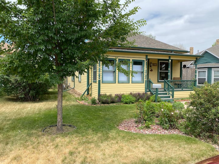 Early 1900s Charming Yellow Home - Rapid City, SD