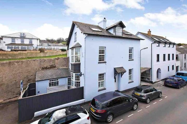 Detached, Spacious, 3 Bedroom Cottage With Parking - Shaldon