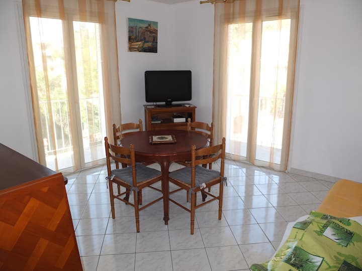 Bel Appartement Ensoleillé Et Proche Commodités - Ensuès-la-Redonne