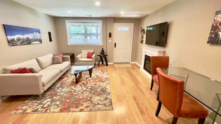 Modern Luxury Townhouse - Walk To Everything! - Washington, D.C.