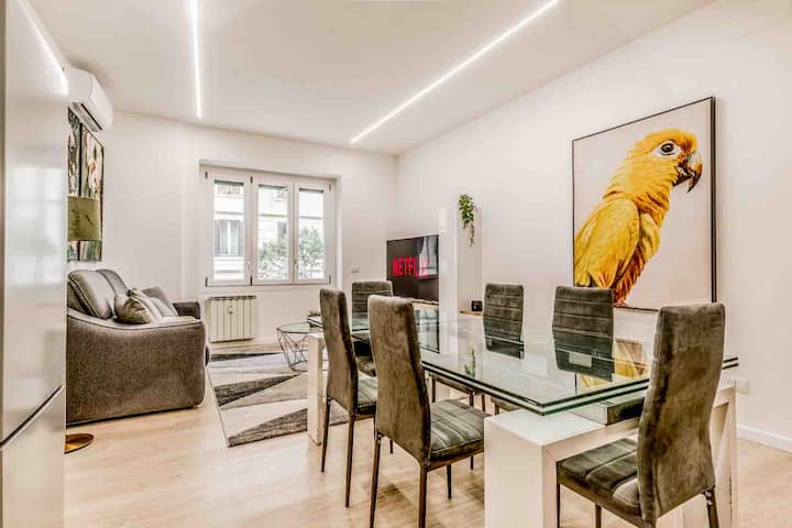 Romantica A Prati-piazza Del Popolo Safari Edition - Rome