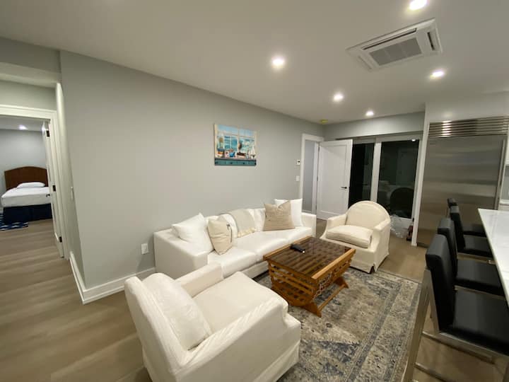 Cozy Mid-island Apartment - Nantucket, MA