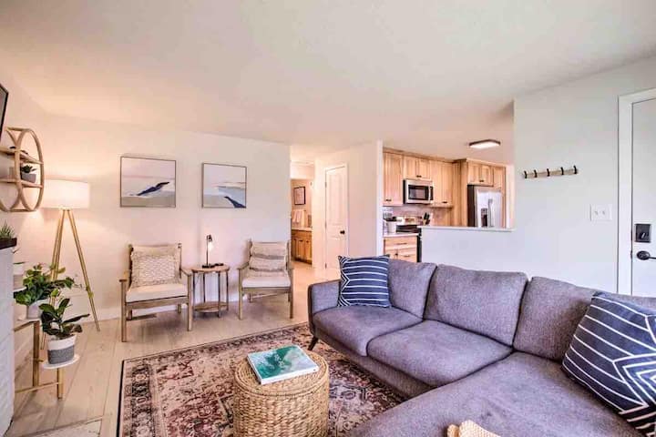 Updated Home, Sleeps 10 In Great Neighborhood! - Spokane, WA