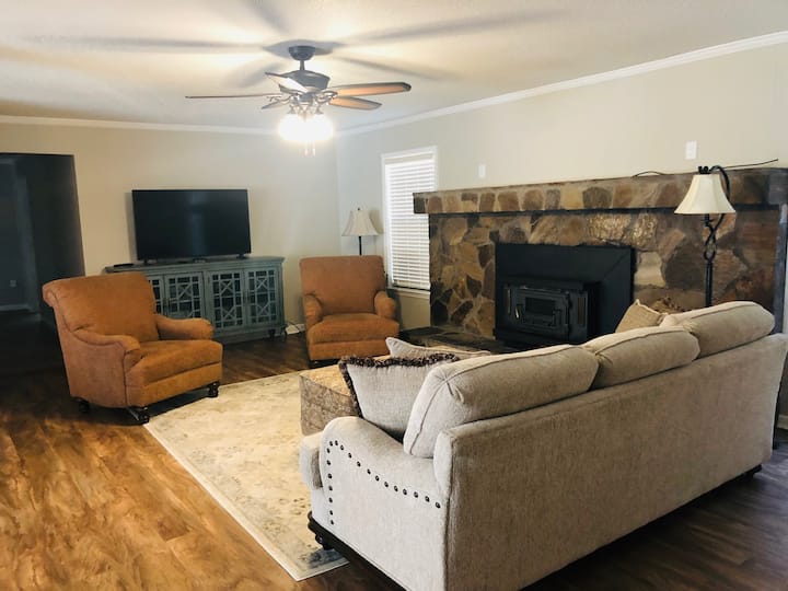 Executive 2 Bedroom 2 Bath On Hwy 32 - Douglas, GA
