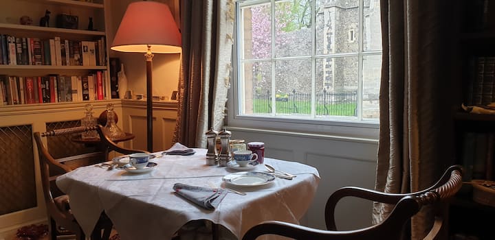 Crown St, In Medieval Grid. Double Room/ Bath - Suffolk