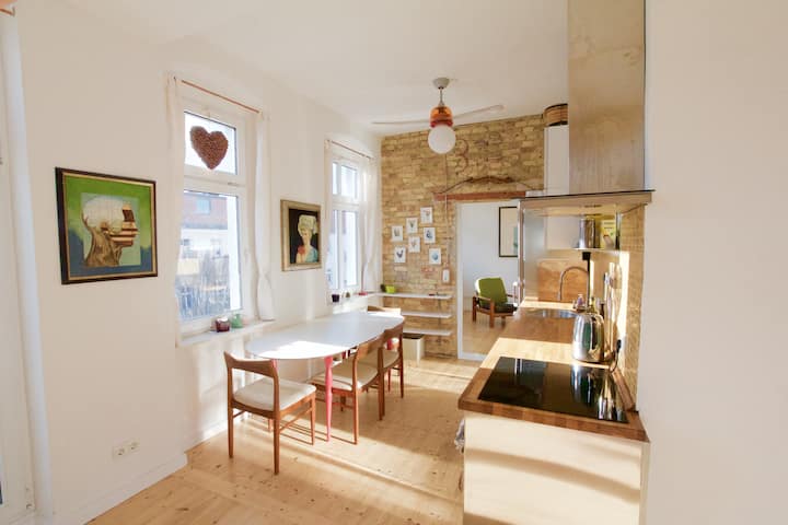 Sunny Design Apartment At Tempelhof - ベルリン